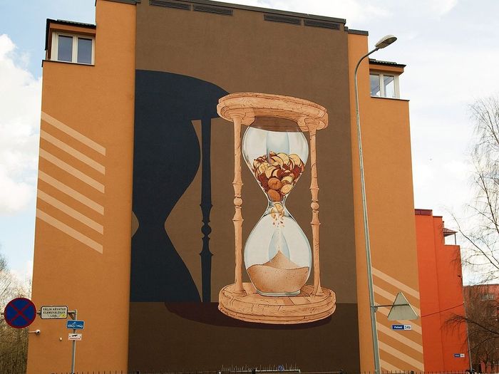 Andreas Luigas ‘Hourglass’